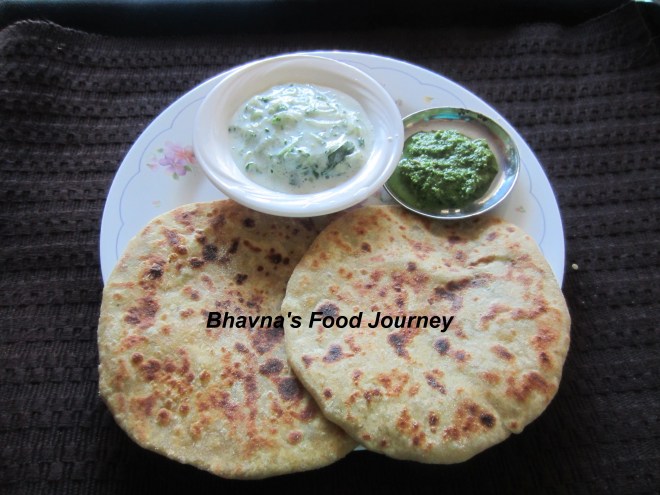 Aloo Paratha / Potato Stuff Roti – Bhavna's Food Journey