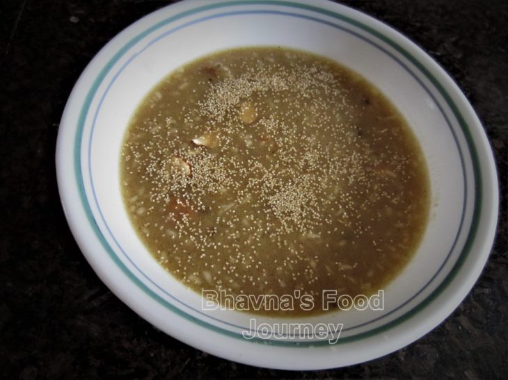 Raab – Wheat Flour Soup With Spices For New Mothers – Bhavna's Food Journey